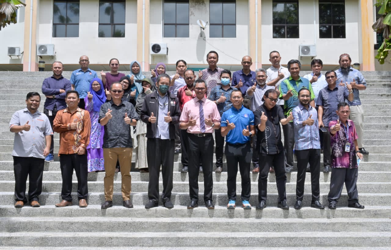 PNRF anjur majlis penghargaan rai mantan pengetua kolej kediaman ...